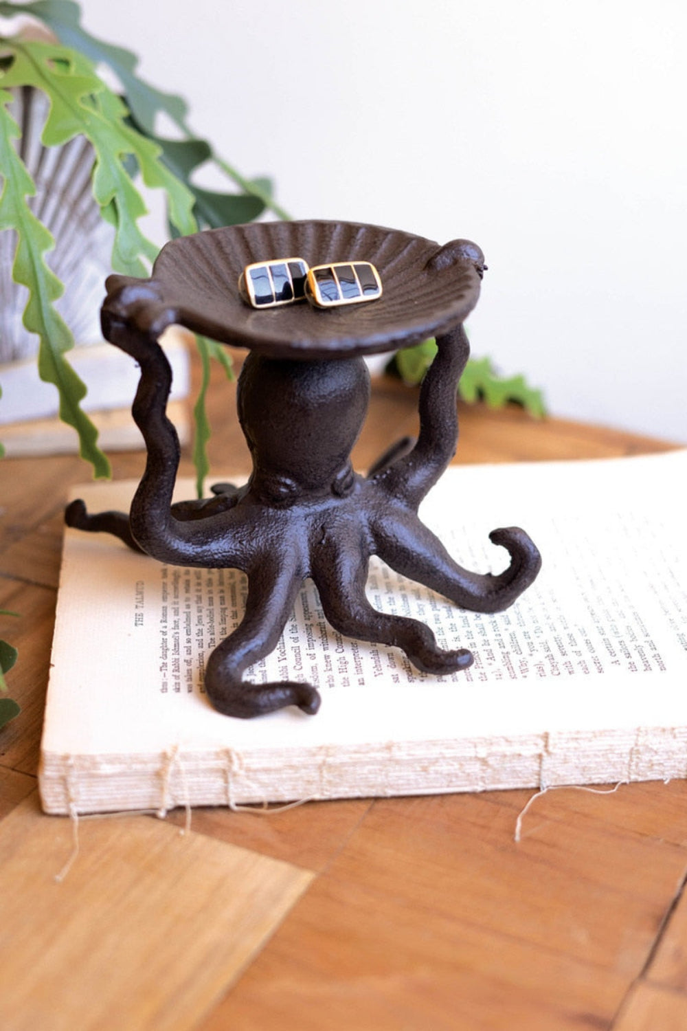 Cast Iron Octopus Shell Trinket Tray – 6"L Brown Matte Coastal Decor B ...